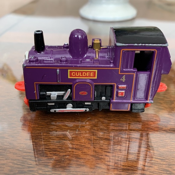 Toys | Vintage Ertl Thomas The Tank Engine Friends 4 Culdee 1995 ...